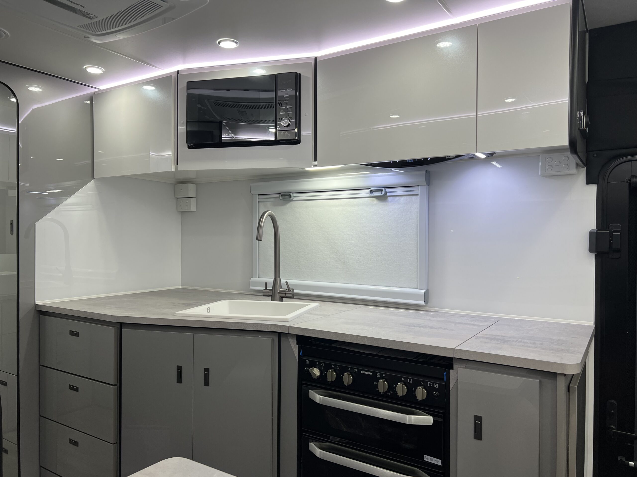 2025 Highclere Grand Explorer Sanctuary – Revolution Caravans