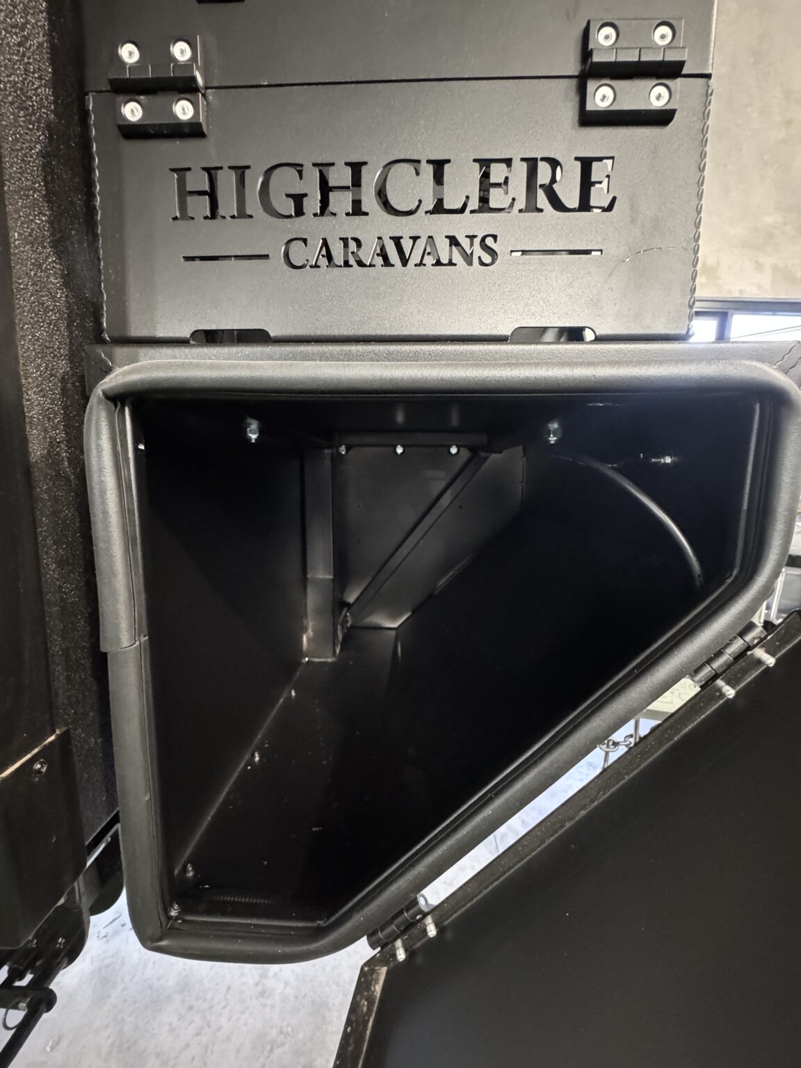 Highclere Wild Explorer Wild Tribe 22’6 – Revolution Caravans
